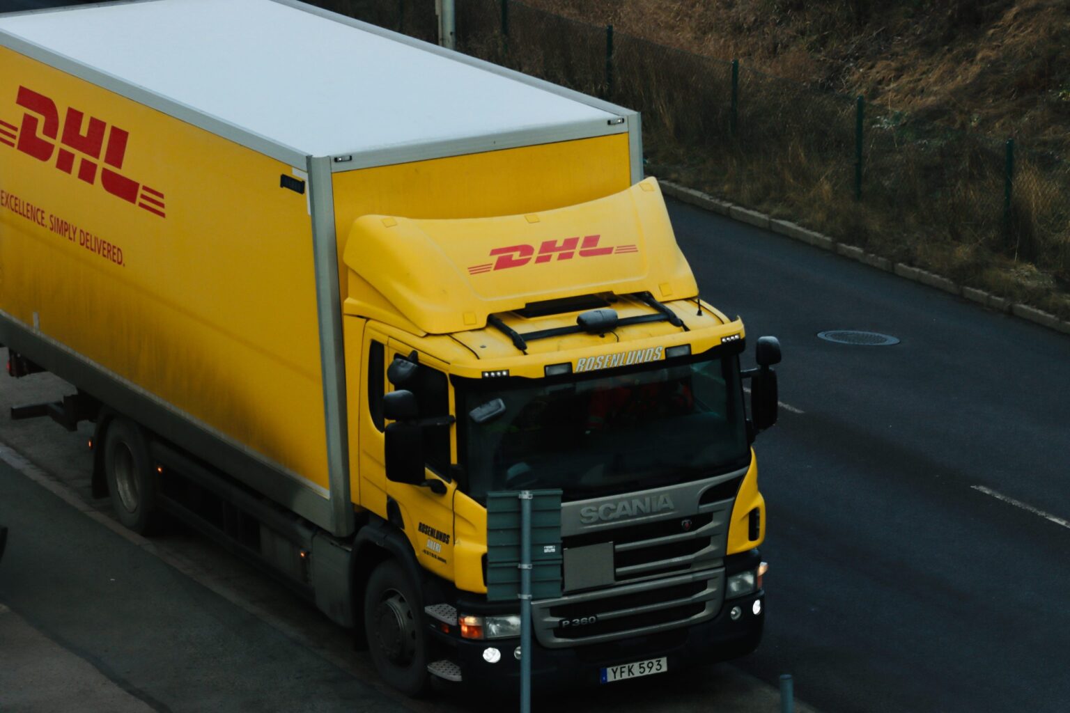 ¿Hasta qué hora entrega DHL Horarios de entrega DHL 🕑
